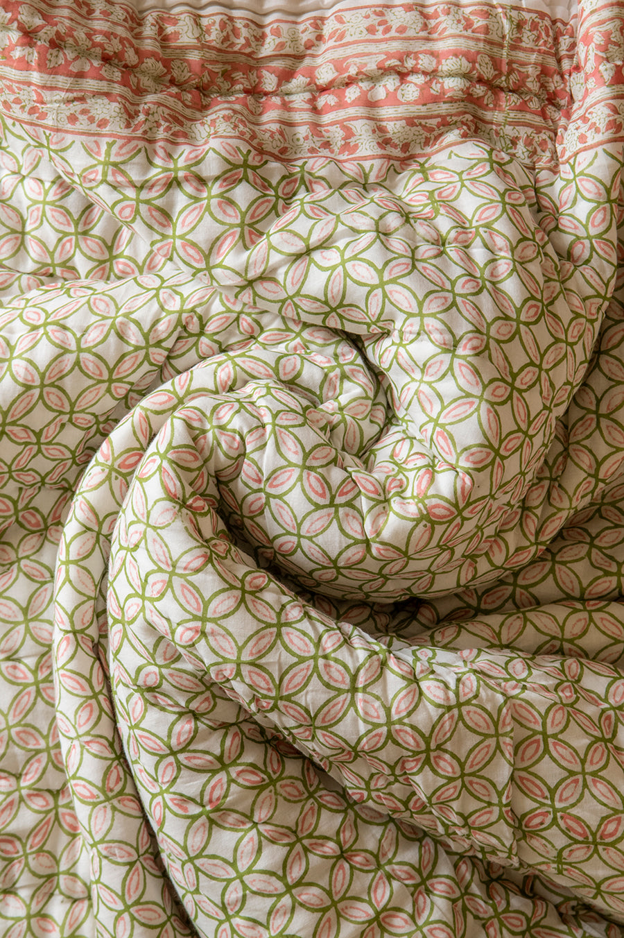 Aiko Cotton Quilt – Ian Snow Ltd
