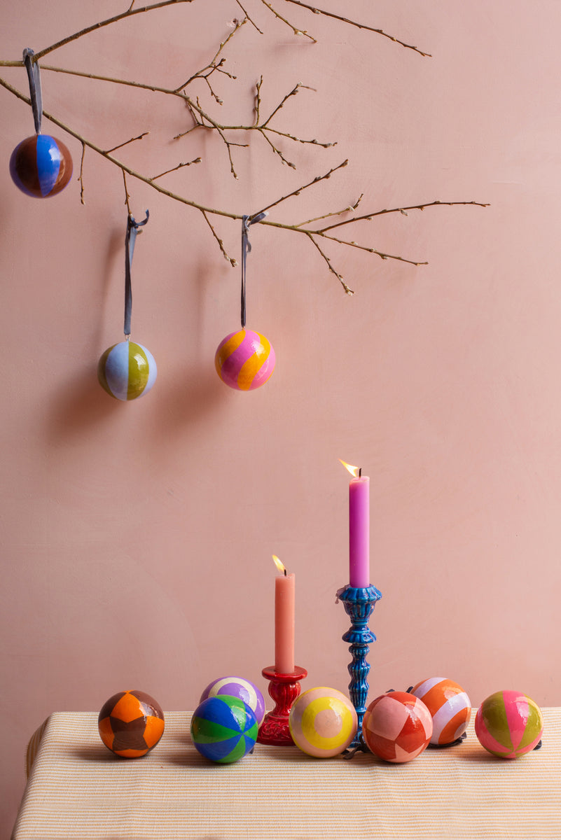 Sage & Dusk Beachball Bauble – Ian Snow Ltd