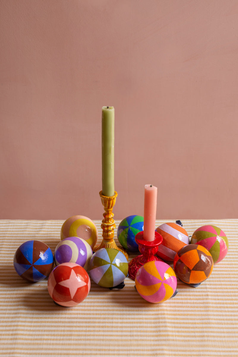 Oasis & Rose Beachball Bauble – Ian Snow Ltd