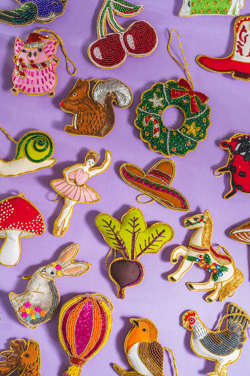 Beetroot Decoration (Virgin Plastic Free) – Ian Snow Ltd