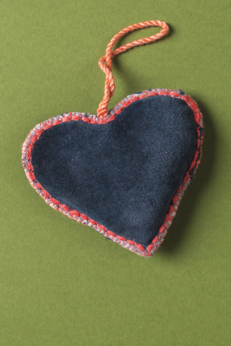 Blue Bouquet Velvet Heart Decoration – Ian Snow Ltd